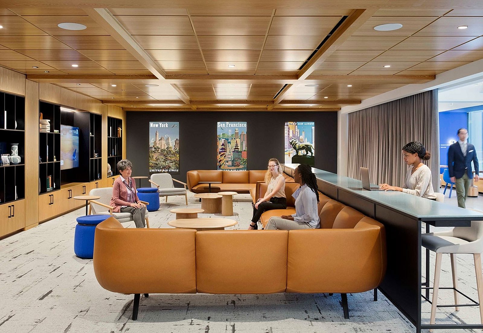 United Airlines, Amenity Hub | Continua Interiors