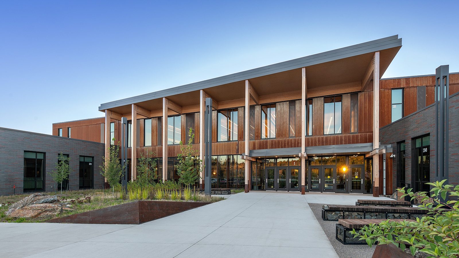 Rock Ridge High School | Continua Interiors